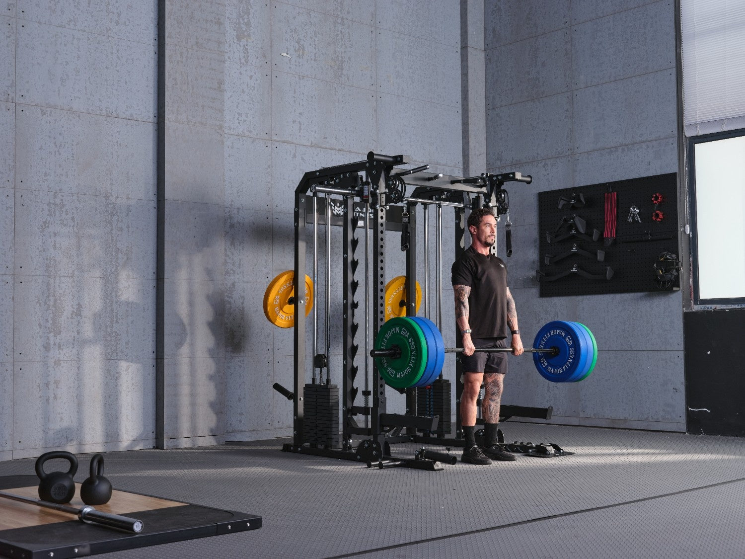 How To Use A Smith Machine | Smith Machine Basics | Major Fitness
